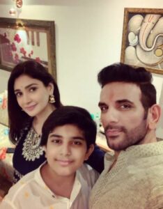 Aarav Chowdhary Wiki, Height, Age, Wife, Children, Family, Biography ...
