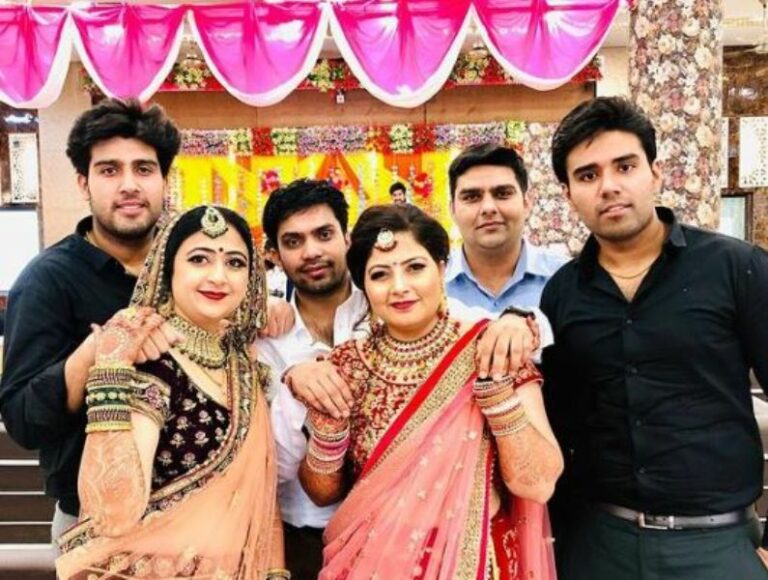 Akash Sansanwal Wiki, Height, Age, Wife, Family, Biography & More - WikiBio