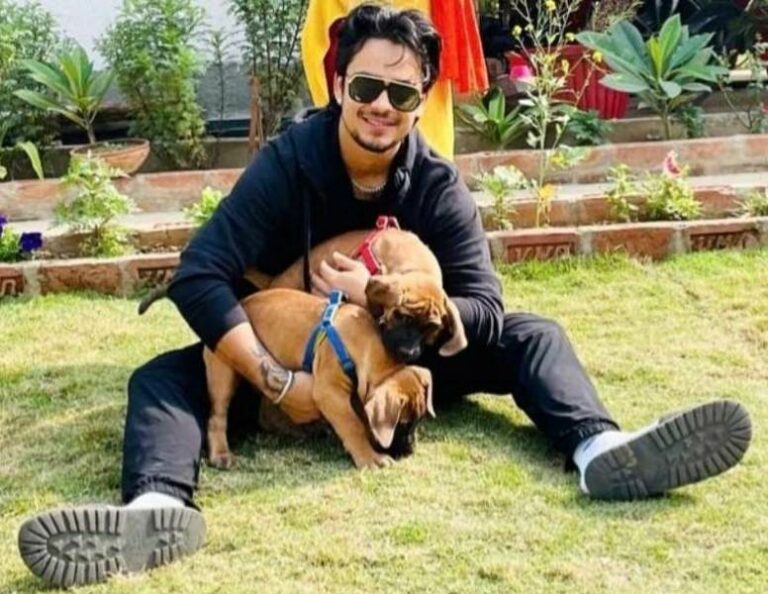 Ishan Kishan Wiki, Height, Age, Girlfriend, Family, Biography - WikiBio