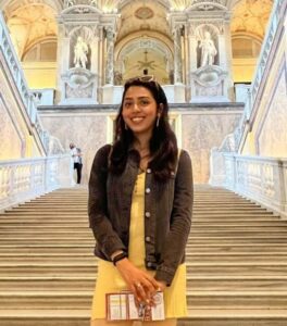 Jheel Mehta Wiki, Height, Age, Husband, Family, Biography - WikiBio
