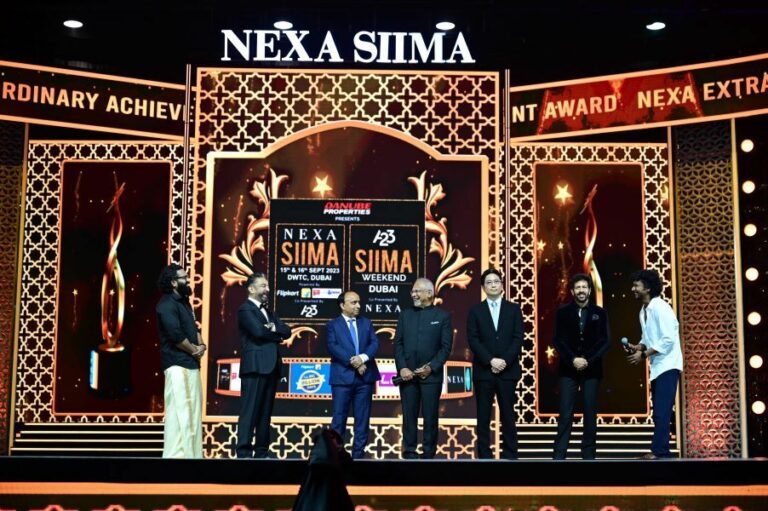 Mani Ratnam Wiki, Age, Girlfriend, Wife, Children, Family, Biography ...