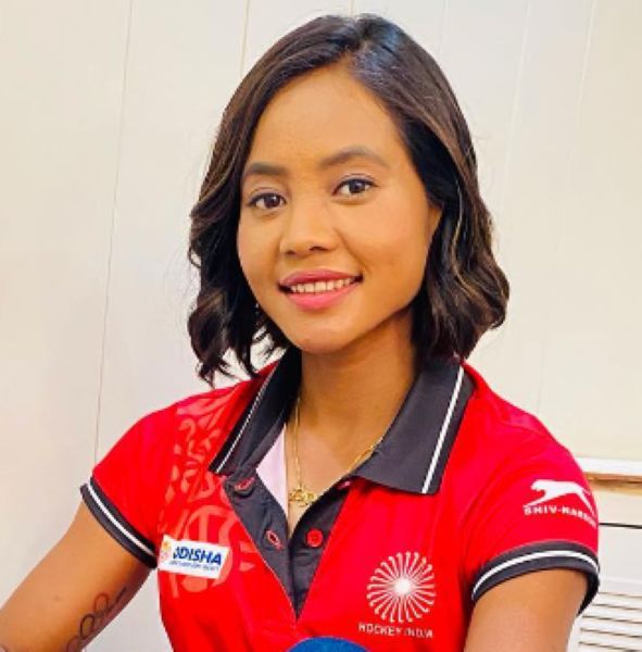 Sushila Chanu (Hockey player) Wiki, Age, Family, Biography & More - WikiBio
