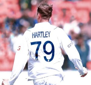 Tom Hartley (Cricketer) Wiki, Height, Age, Girlfriend, Family ...