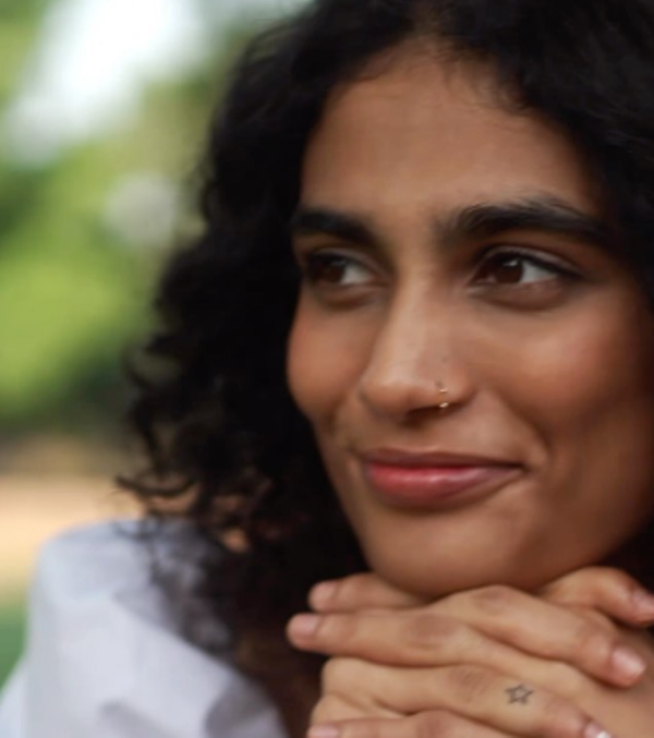 Anumita Nadesan Wiki, Age, Husband, Family, Biography & More - WikiBio