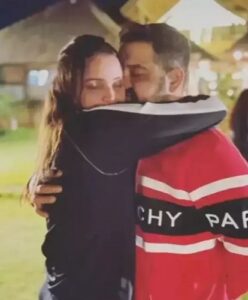 Karnesh Sharma (Anushka Sharma's Brother) Wiki, Age, Girlfriend, Wife ...