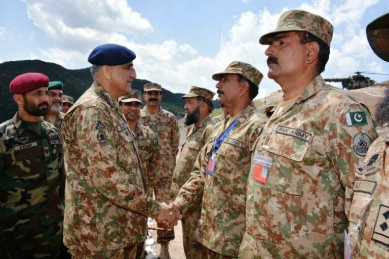 Qamar Javed Bajwa Wiki, Age, Caste, Wife, Children, Family, Biography ...