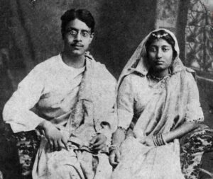 Satyajit Ray Wiki, Age, Death, Wife, Children, Family, Biography & More ...