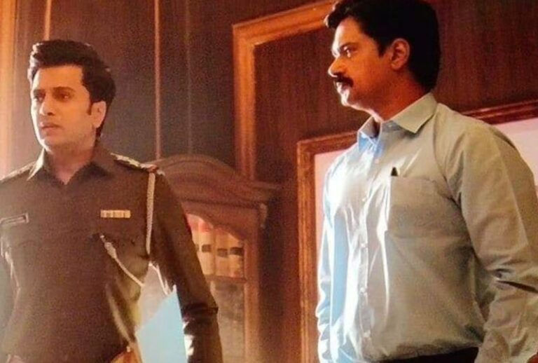 Vipul Deshpande Wiki, Age, Wife, Children, Family, Biography & More ...